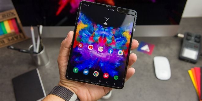 Akıllı telefonlar gerçekten gelişiyor mu? - Pembe Teknoloji